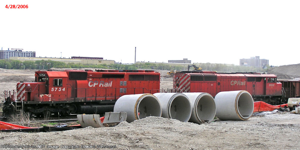 "Red barn" CP 9002 paired with an Sd40-2 with extra air filters for snowplow duty
